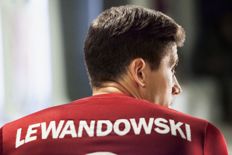 ROBERT LEWANDOWSKI AMBASADOREM HEAD & SHOULDERS! - iBeauty